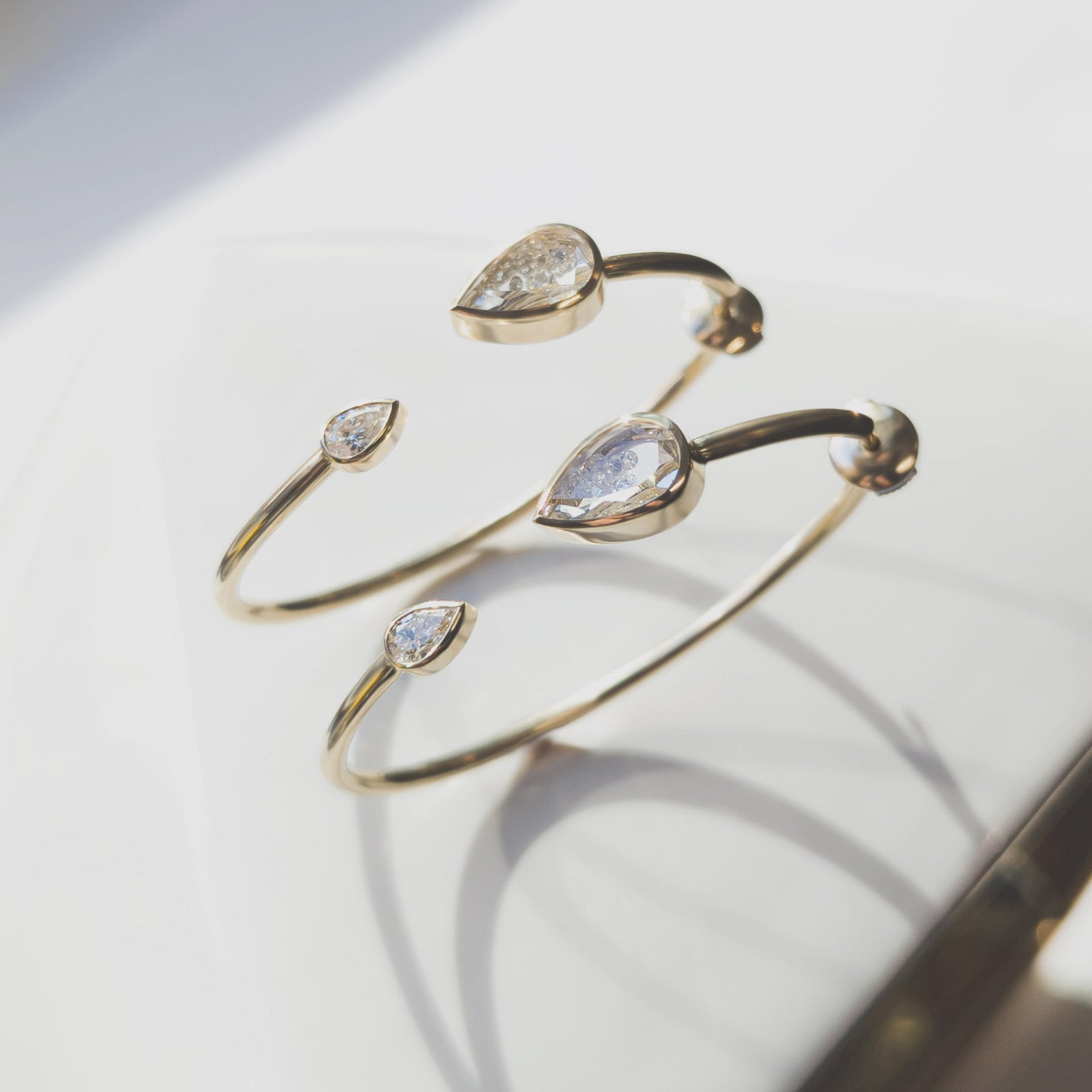 Shaker Earrings in 18 karat gold - Moritz Glik